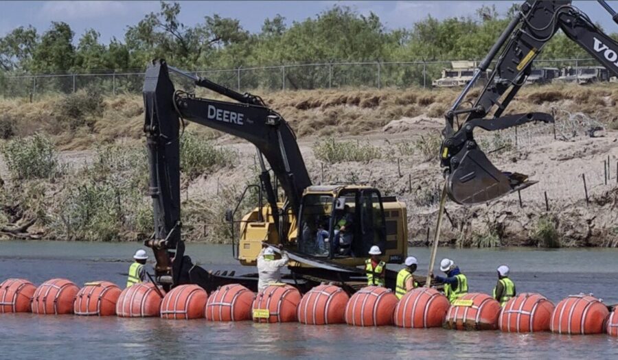 Estados Unidos reinstala el muro flotante en el Río Bravo; las boyas ...
